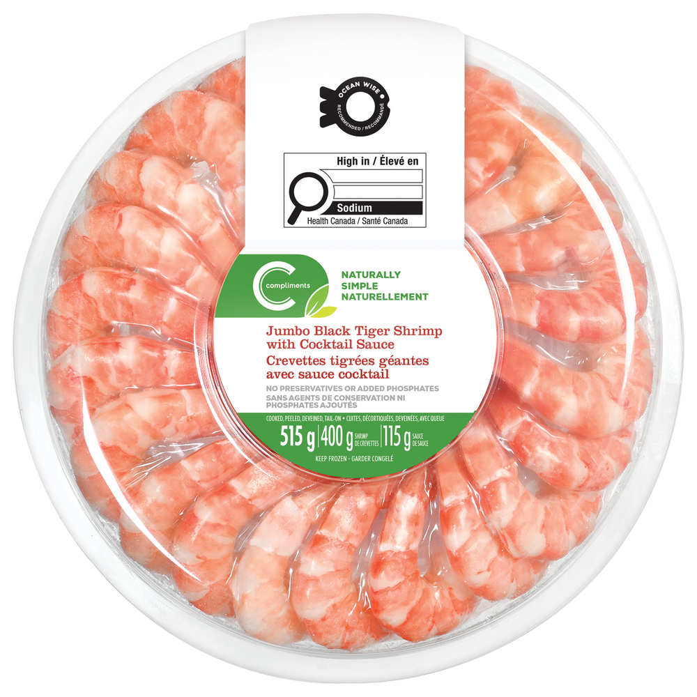 Couronne de crevettes cuites avec sauce cocktail