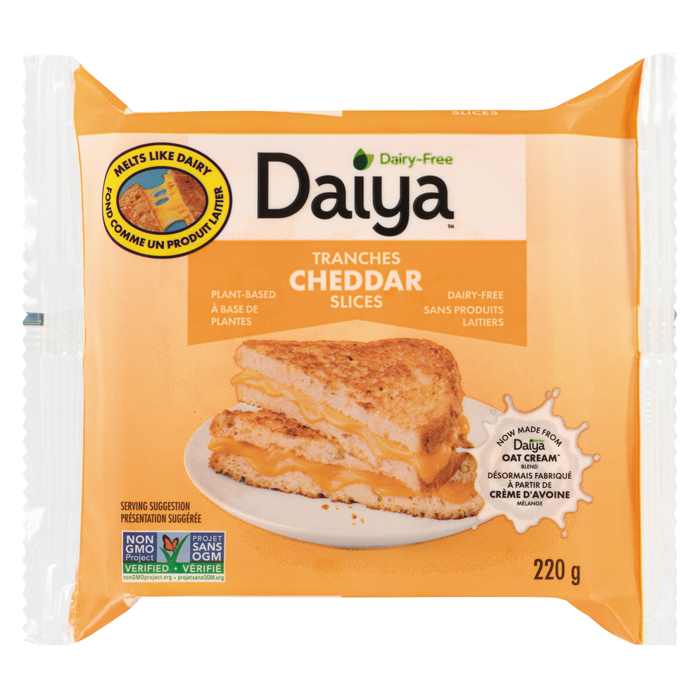 Fromage cheddar jaune en tranches